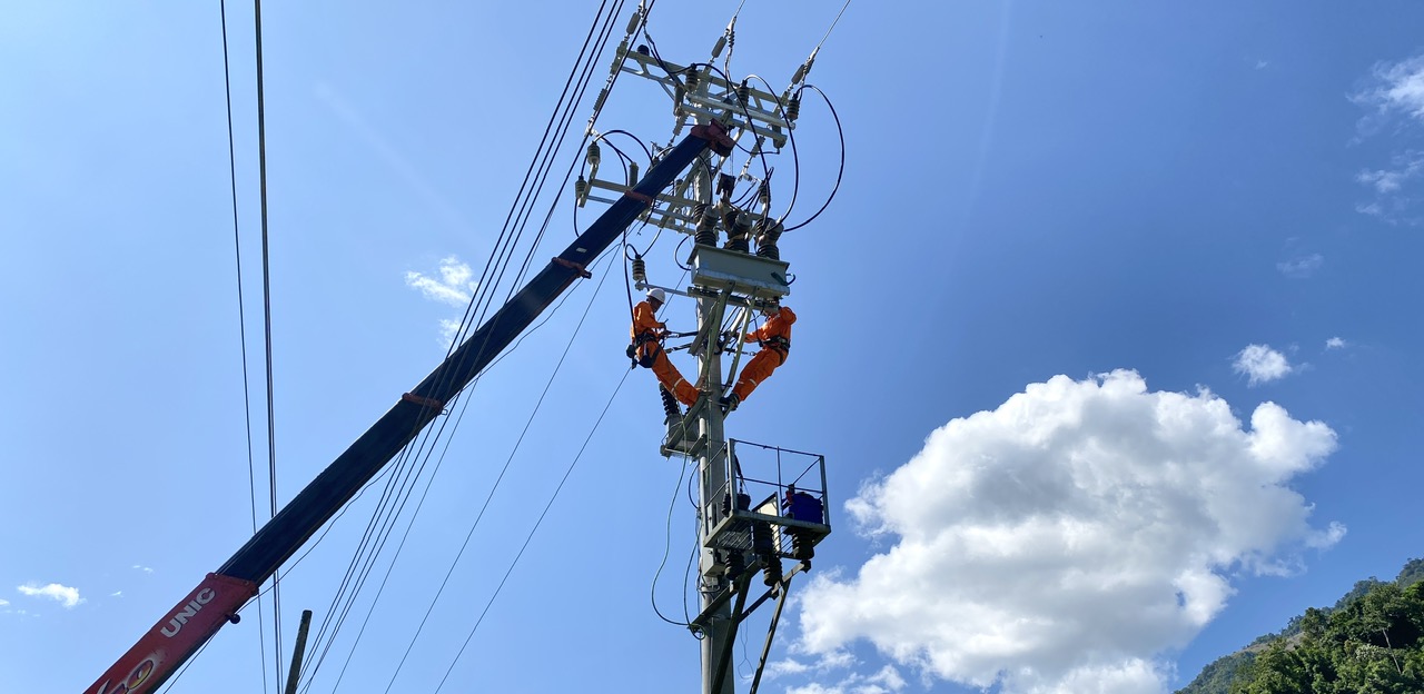 Lưới điện thông minh dẫn đường phát triển